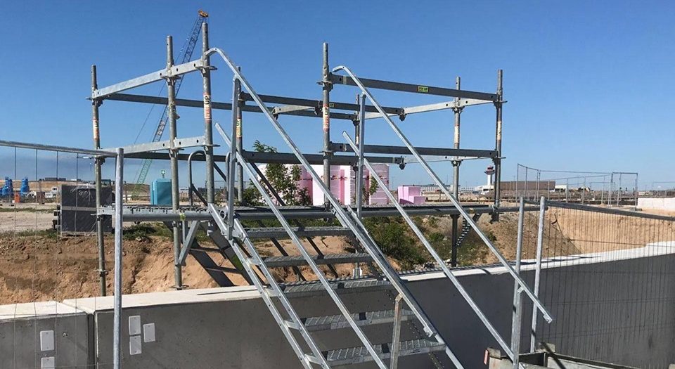 Whether at the Slab, on a Slope or on Scaffold – the Vivatec Stairway ...